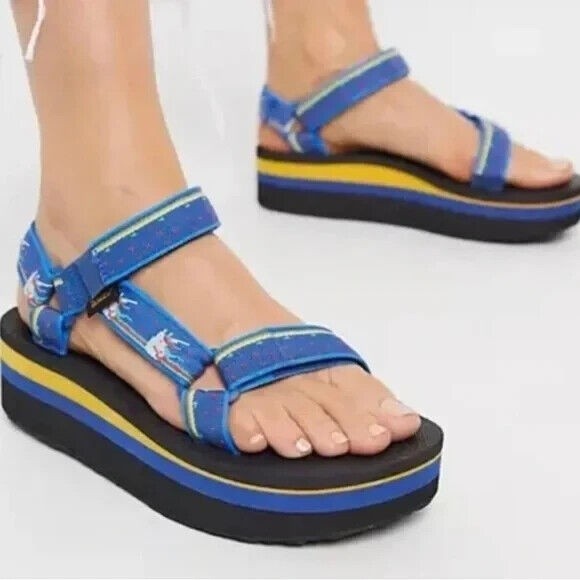 Teva | Shoes | Teva Women Blue Unicorn Flatform Universal Sandals Sport ...